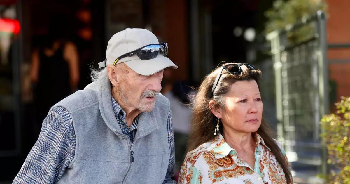 Gene Hackman pictured with wife in one of last public outings before ...